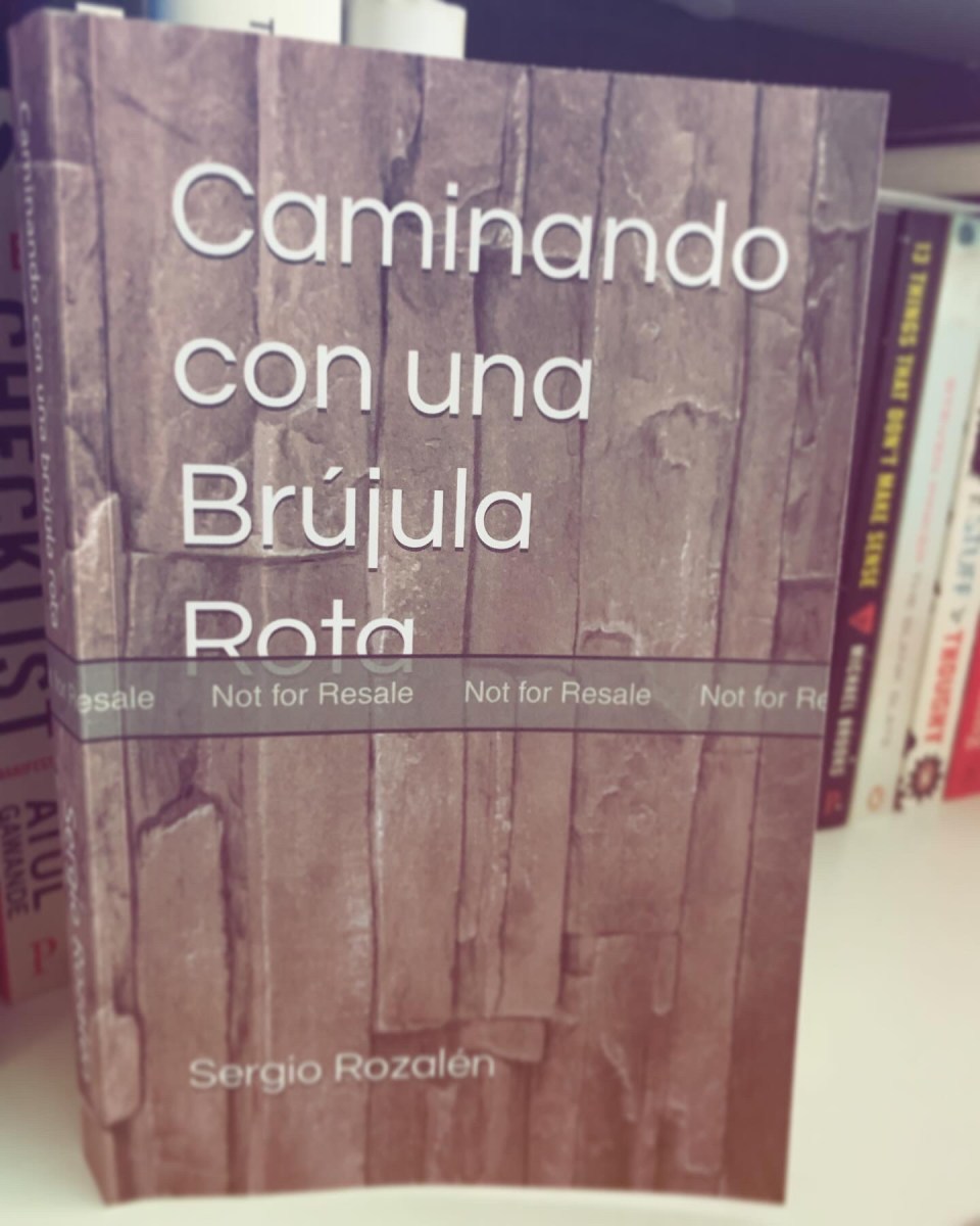 Caminando con una brújula rota – Irreflexiones